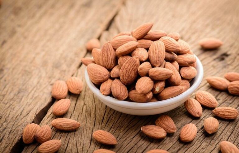 Mandulafa virágzása, metszése | Gondozási útmutató